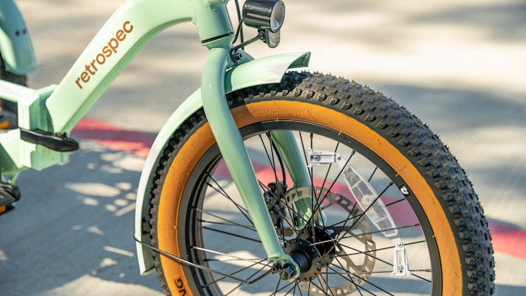 Retrospec Boca Rev: The Budget E-Trike with All the Bells and Whistles ...