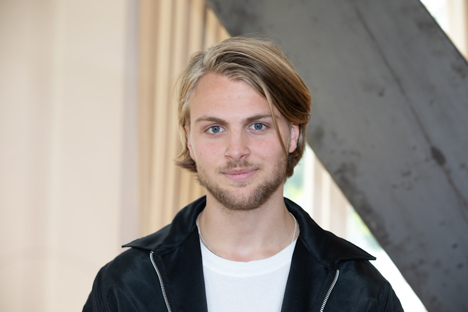 Nachtmerrie voor Rijk Hofman: 'Alles naar beneden gedonderd' | Shownieuws