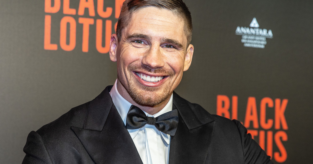 Rico Verhoeven maakt wederom bizarre carrièreswitch | Shownieuws Rico Verhoeven maakt wederom bizarre carrièreswitch | Shownieuws
