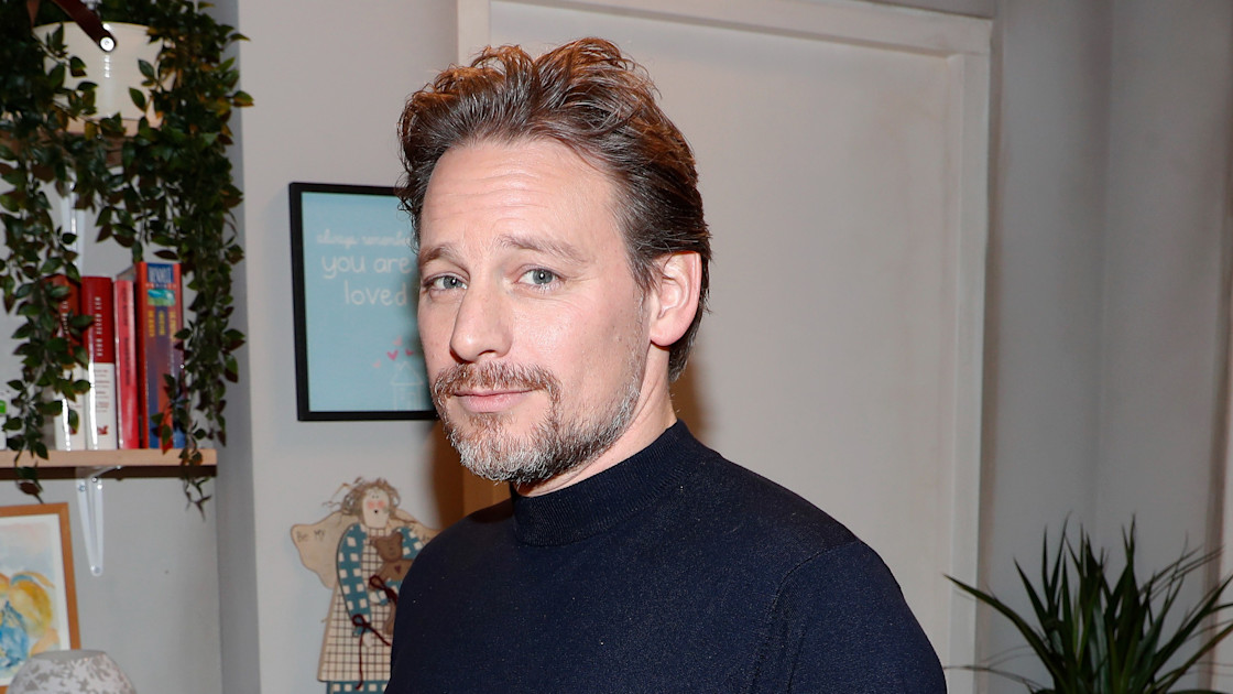 Zo gaat het nu met Cas Jansen na fietsongeluk | Shownieuws