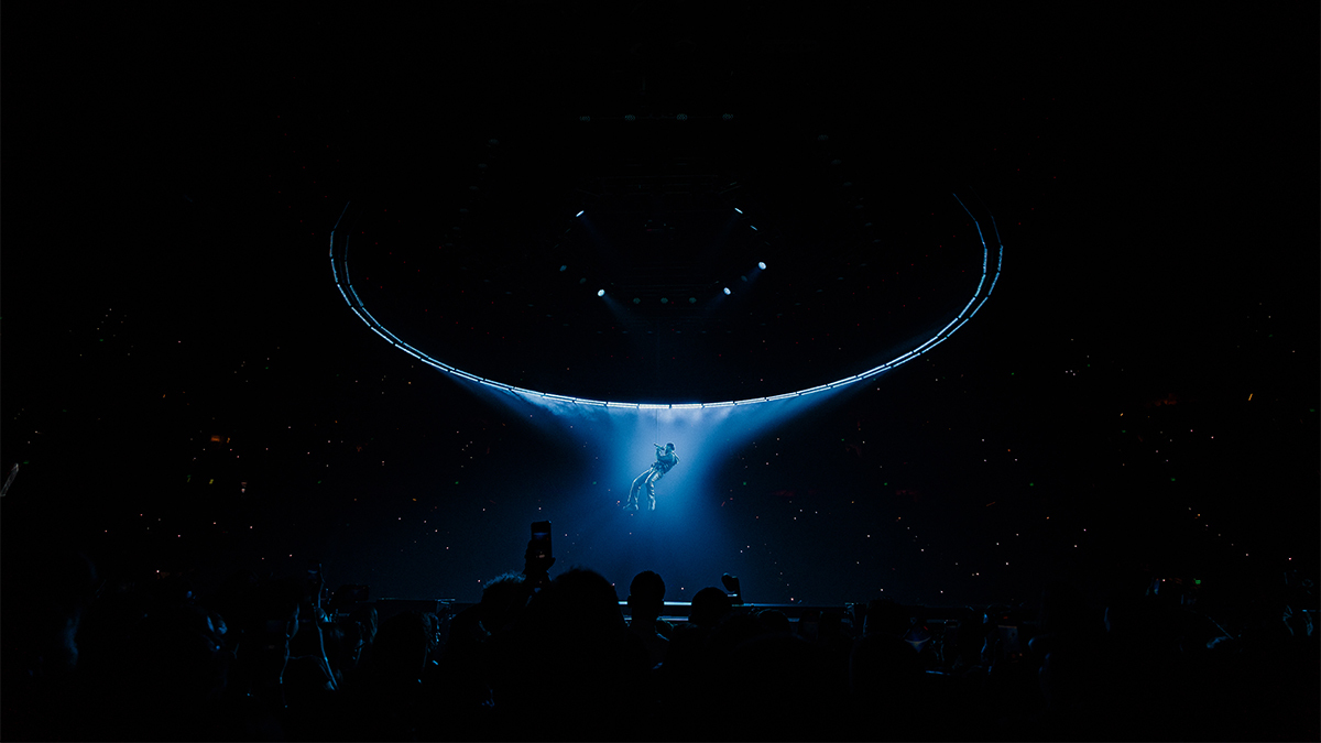 STURDY | Rauw Alejandro - Saturno Tour