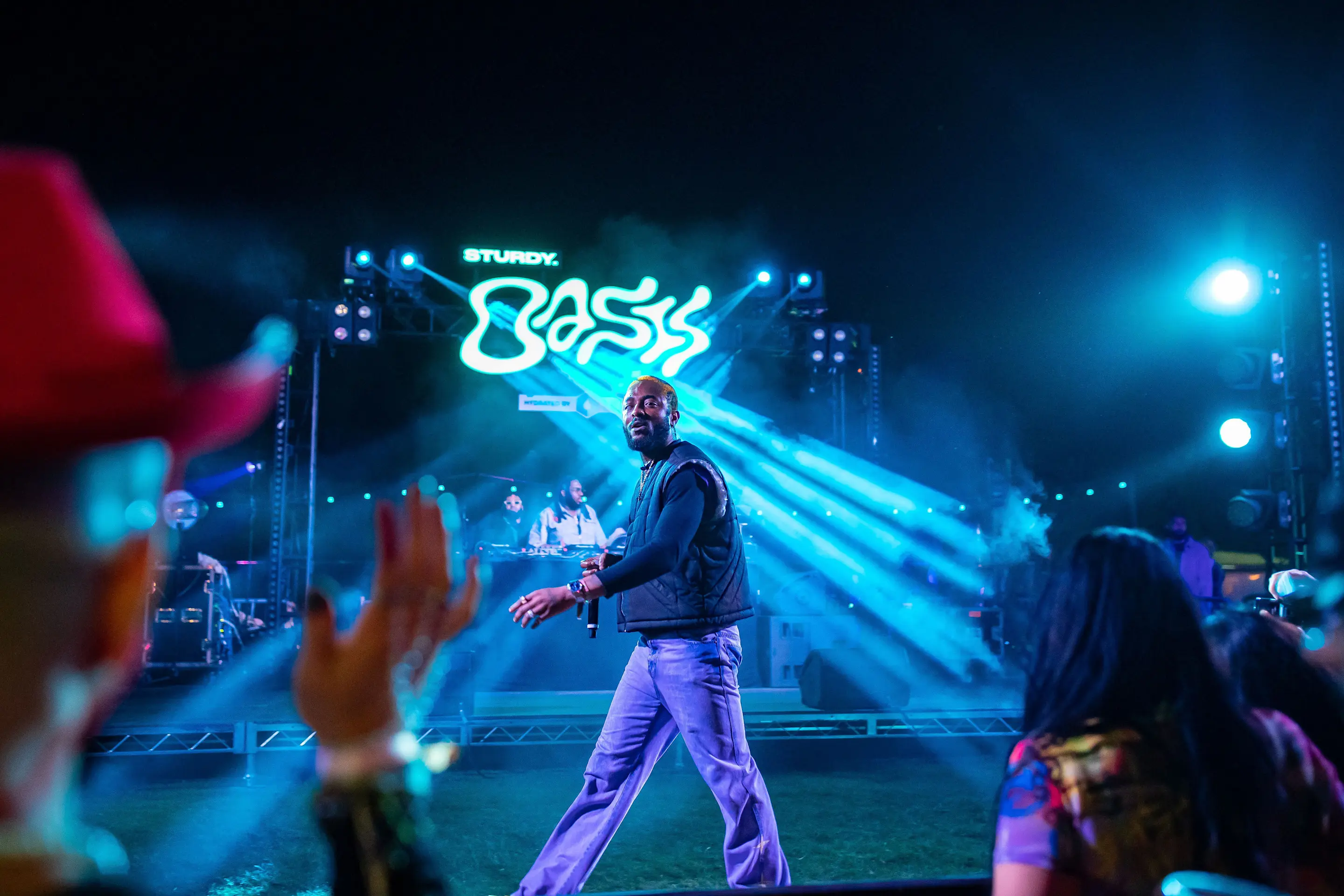 STURDY | STURDY. Oasis