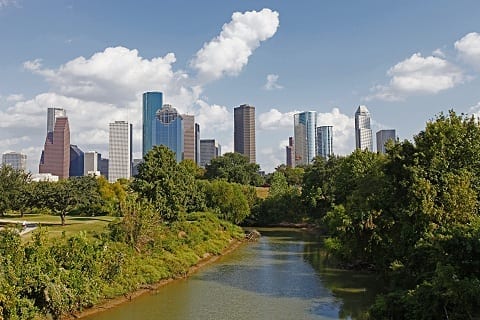 Moving to Houston? Be Sure To Read Our Houston Relocation Guide
