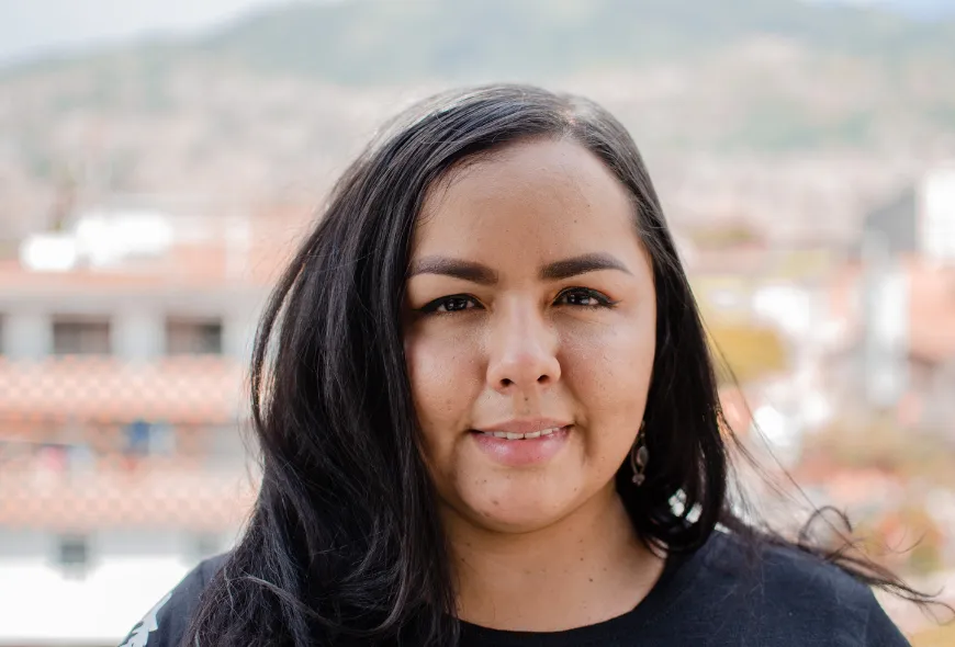 Crónicas del barrio y de la región: Jennifer Cortéz