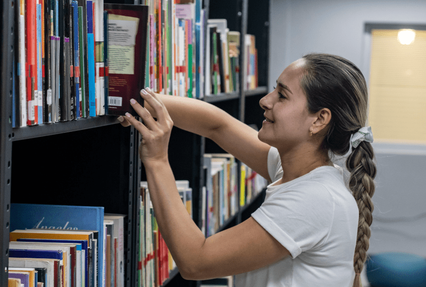 Reglamento General Sistema de Bibliotecas Comfama