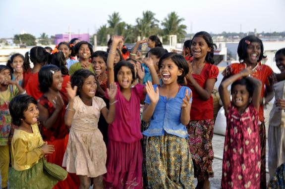 ABBA skänker alla intäkter från Chiquitita till UNICEF | unicef.se