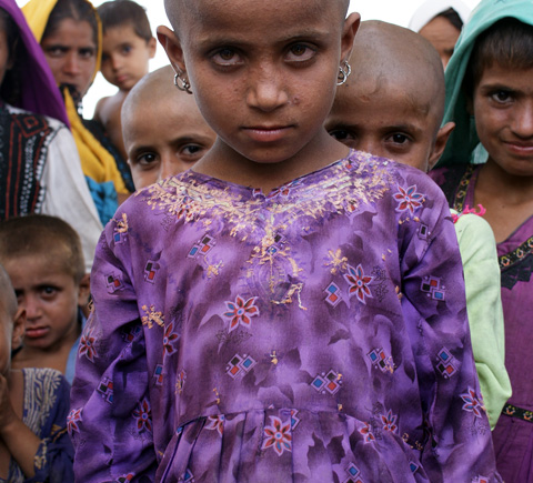 Arbeli 8 år - ett av miljontals barn i Pakistan som fö | unicef.se