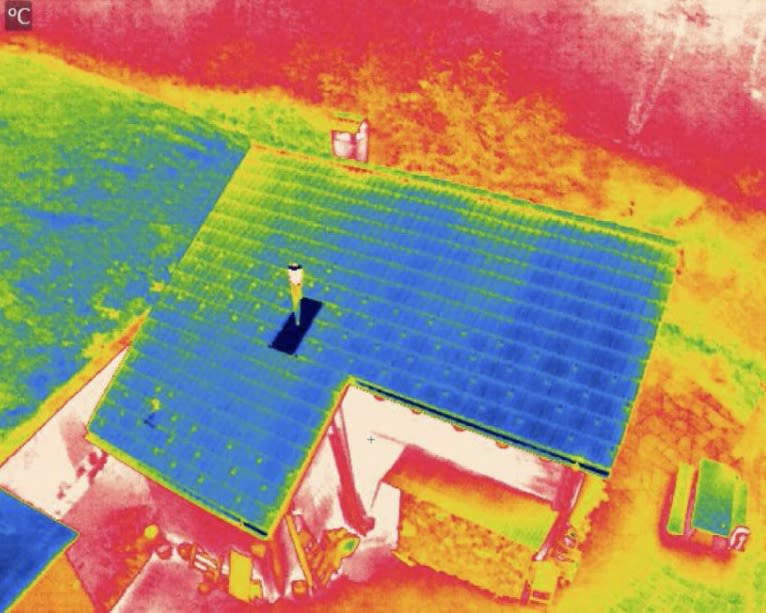 Solar farm inspection with drones and thermal mapping | Pix4D