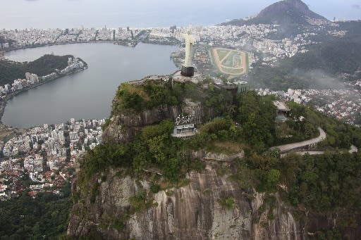 Modeling Christ the Redeemer statue in 3D | Pix4D
