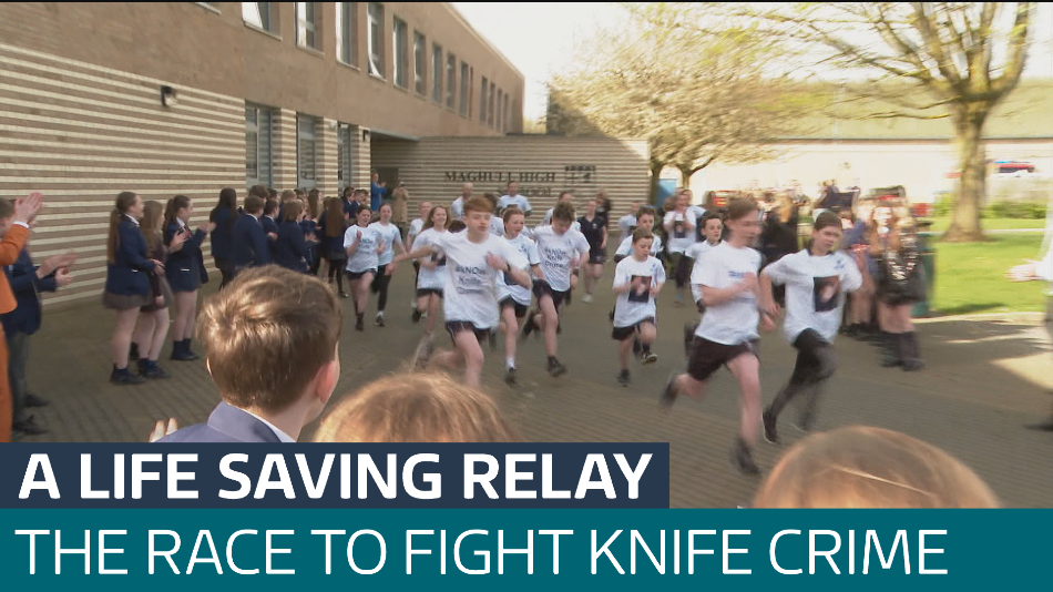 Hundreds of school children take part in relay race to help fight knife ...
