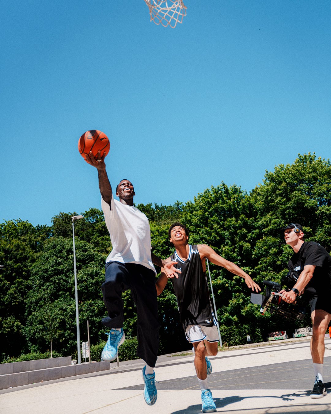 Dennis Schröder PUMA All-Pro Nitro DS 17 Player Edition Basketball ...