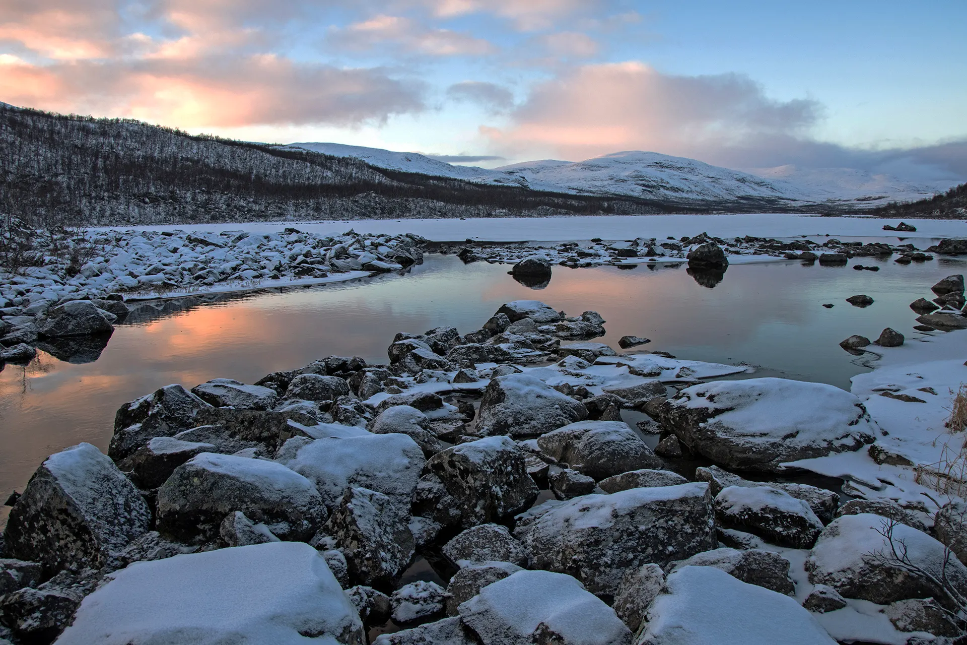 Travel to Lapland by train - VR