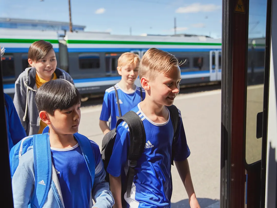 Alennusta junalipuista - VR