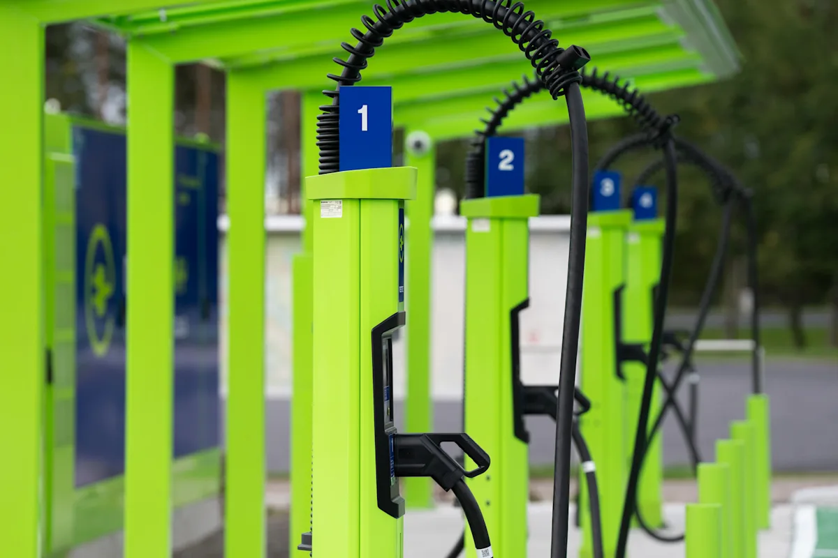 Asematarinat | Neste