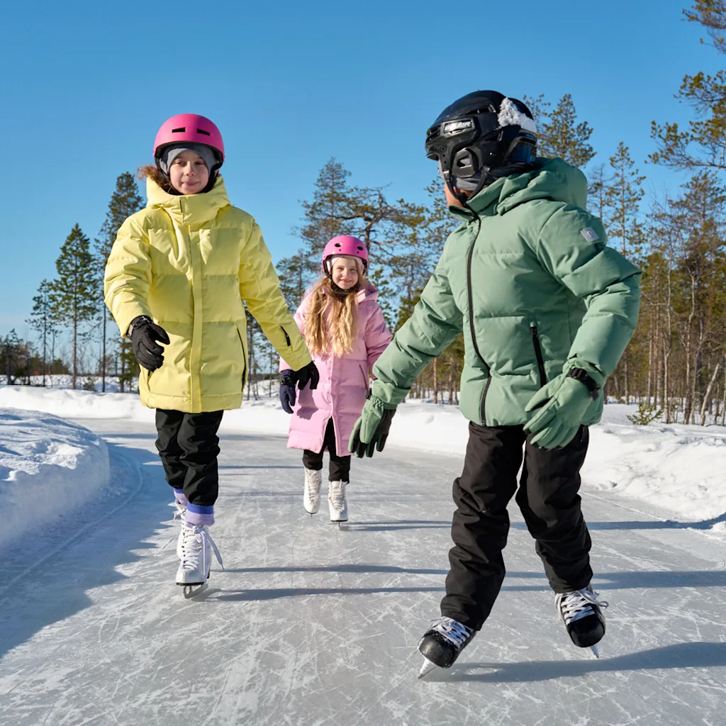 Funktionelt tøj og overtøj til børn og baby | Reima
