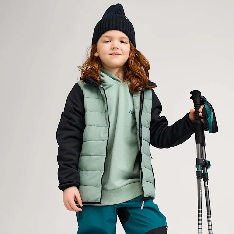 Reima Hybrids: free action, smart protection