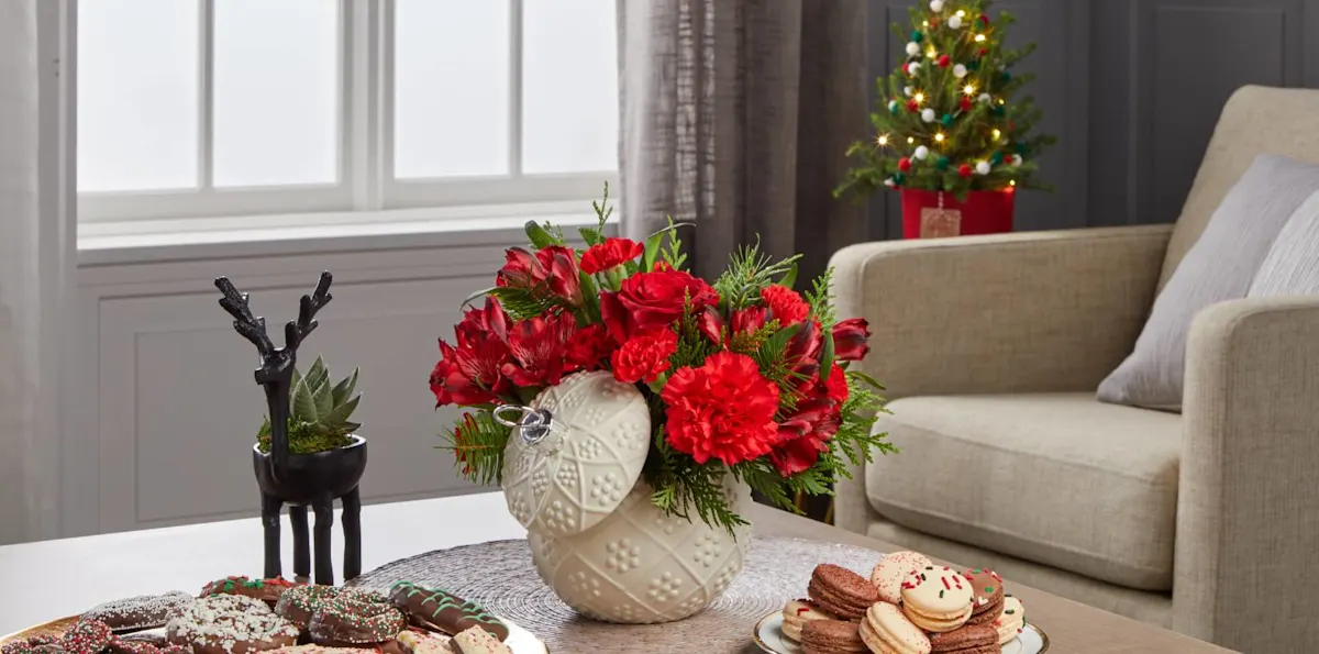 2023 Christmas Collection: Christmas Delivery | FTD