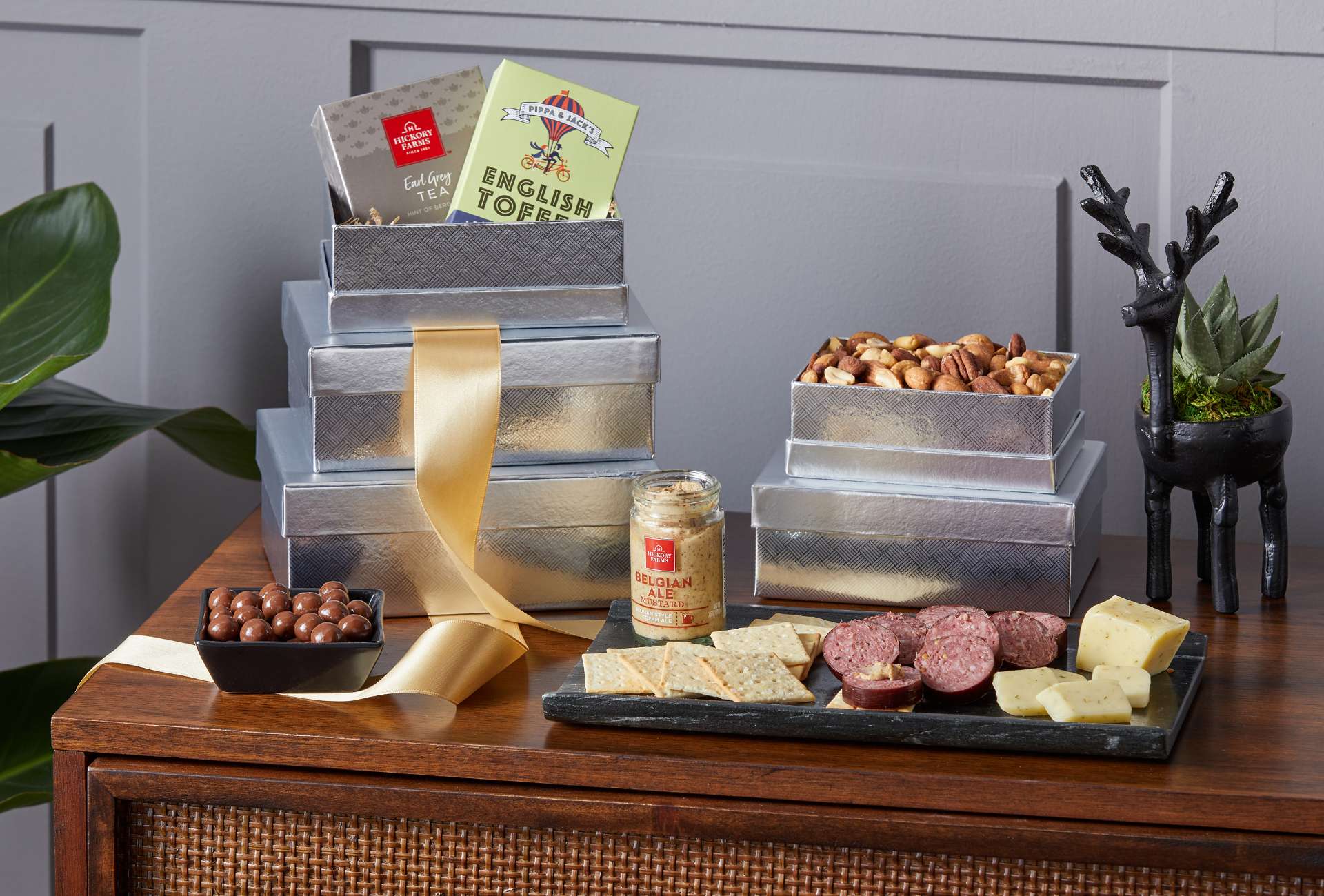 Corporate Gifts: Send Business Flowers & Gifts | FTD