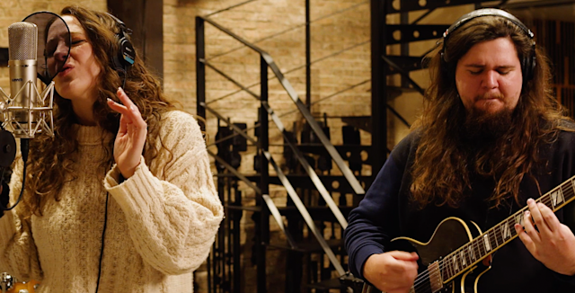 Cassandra Elese - Teach You : Engineers Cut | Warm Audio Blog
