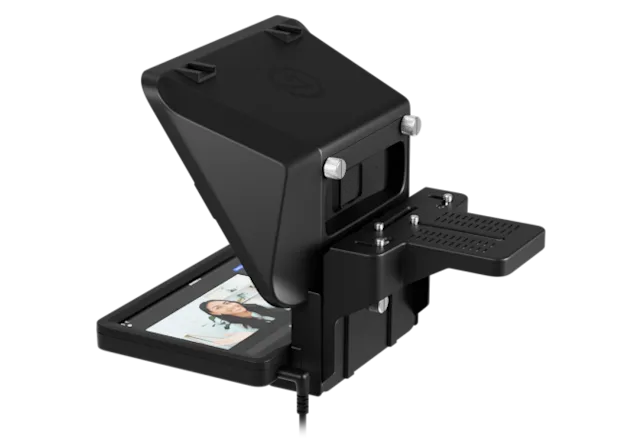 Prompter | All-in-one Teleprompter | Elgato