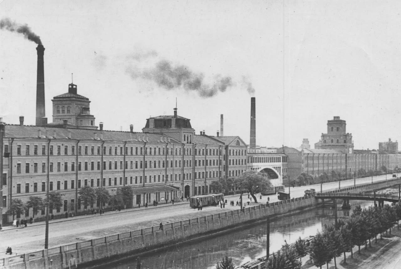 Russian Heritage in the Shadow of Putin’s Regime: The Case of the Old ...