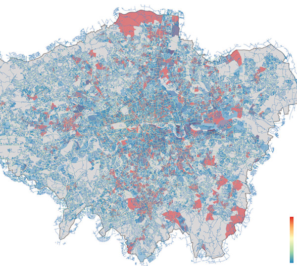 The Spatial Signature of the London Riots