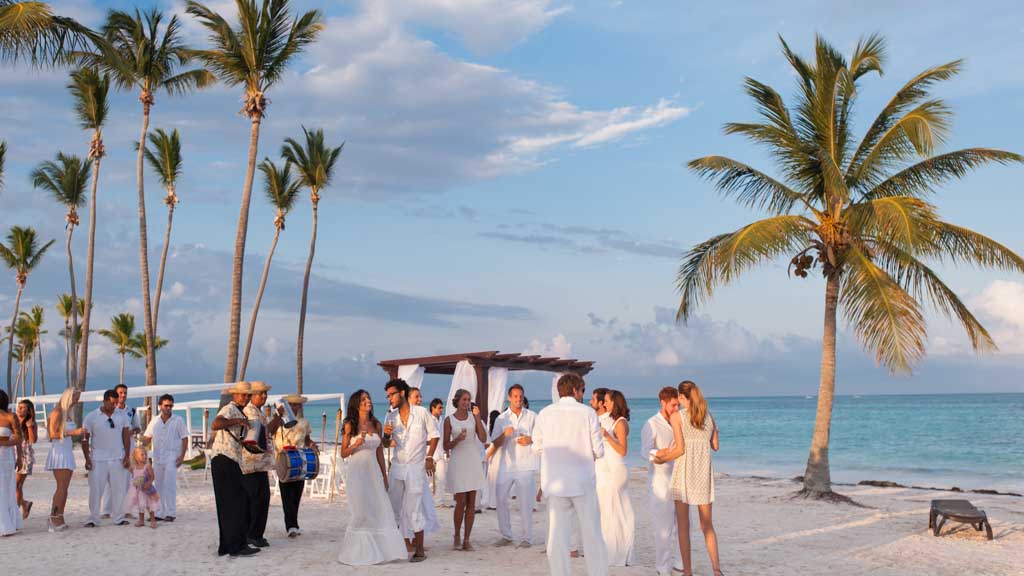 Punta Cana Dominican Republic All Inclusive Vacation Deals - Sunwing.ca