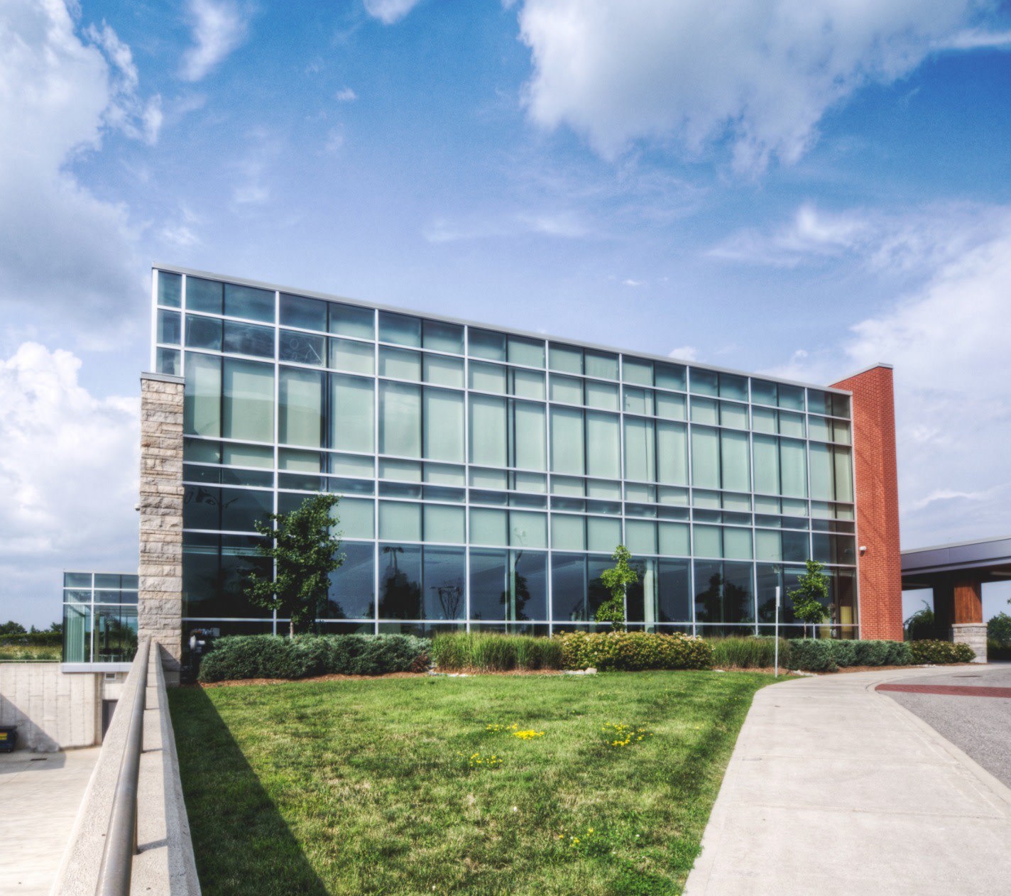 Farm Mutual Reinsurance (FMRe) Head Office - Projects | SRM Architects ...