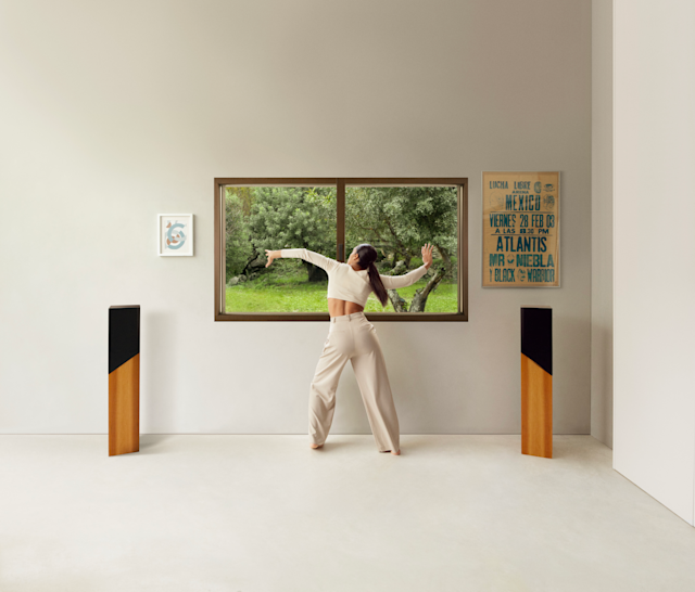 Aluminium double-glazed window - TECHNAL