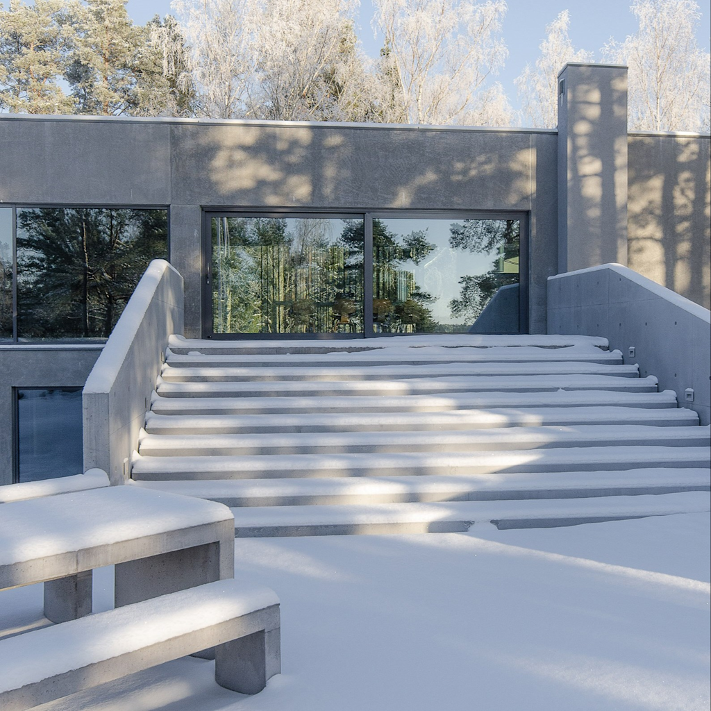 Strategies for Minimizing Heat Mitigation in Homes with Extensive Glass ...