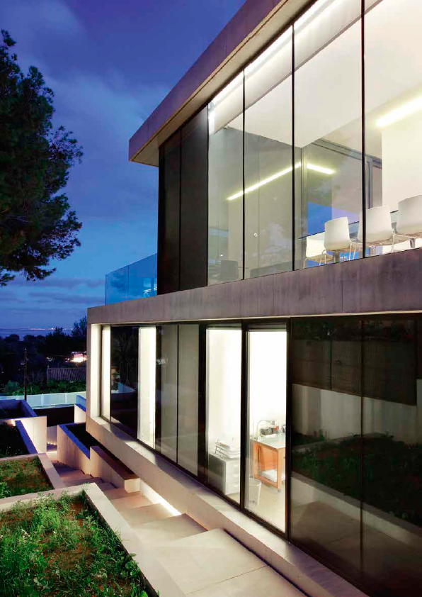 Ventana Corredera Aluminio Efecto Madera - TECHNAL