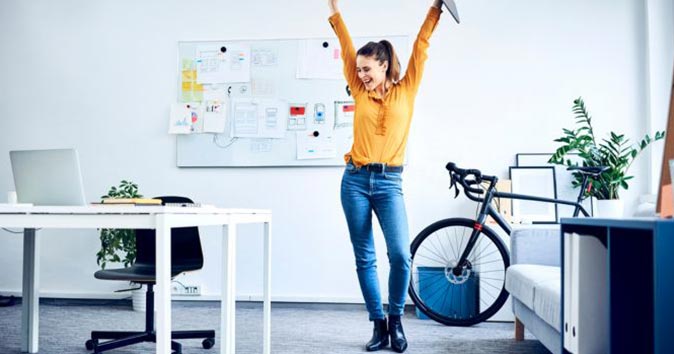 How to Motivate Employees: 15 Simple and Effective Ways
