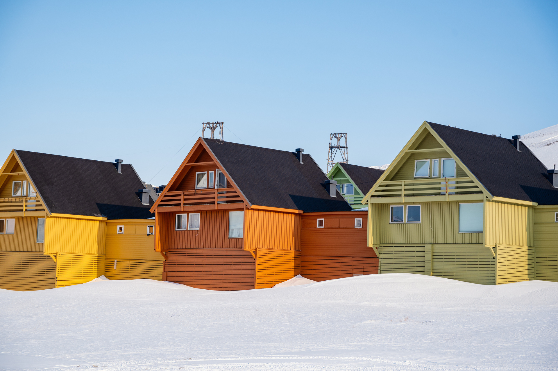 The Seasons of Svalbard