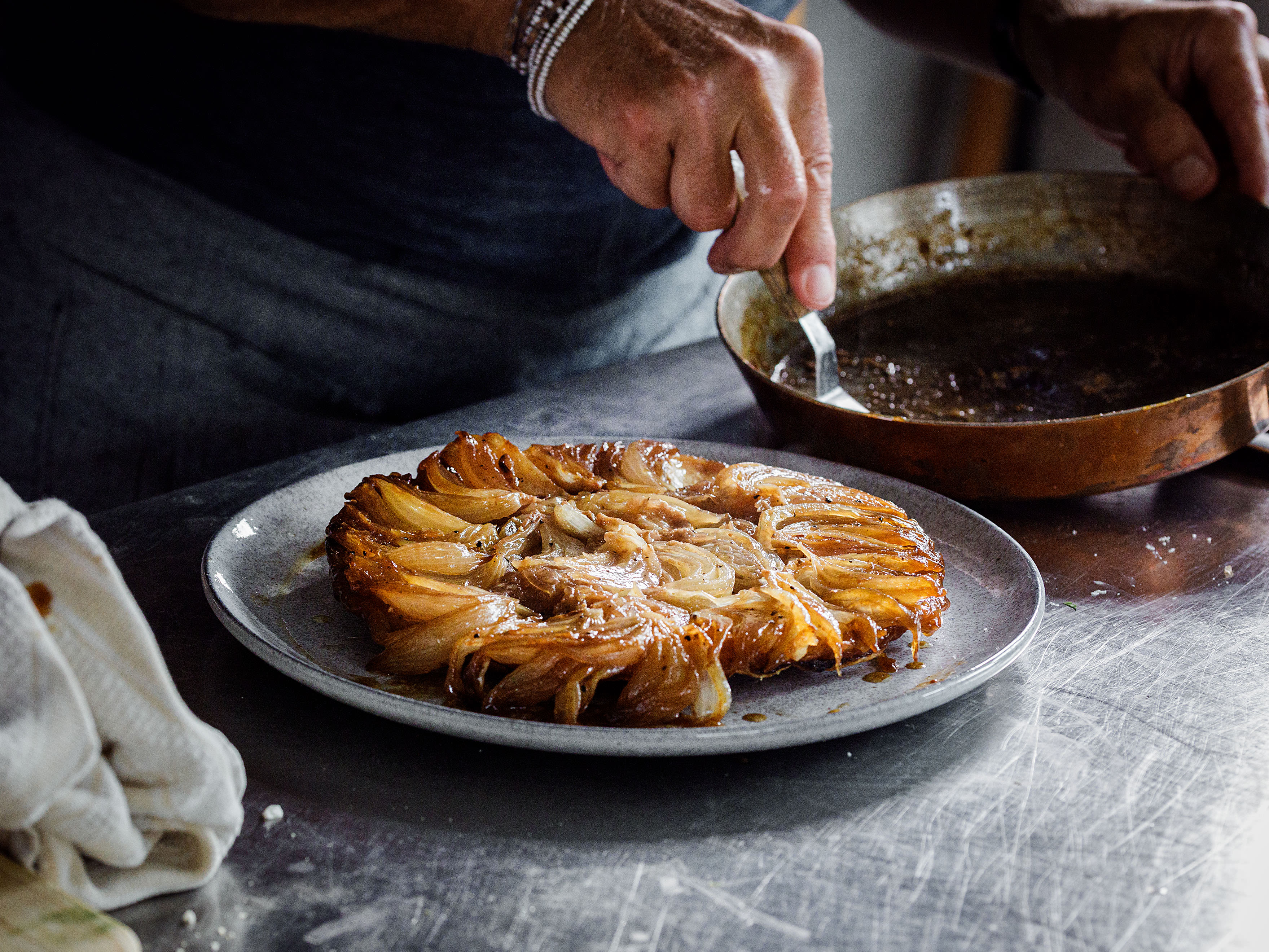 Tarte tatin à l'oignon | HOMEMADE