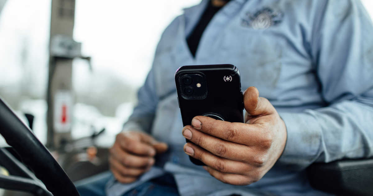 Track Heavy Equipment Repairs with the Best App