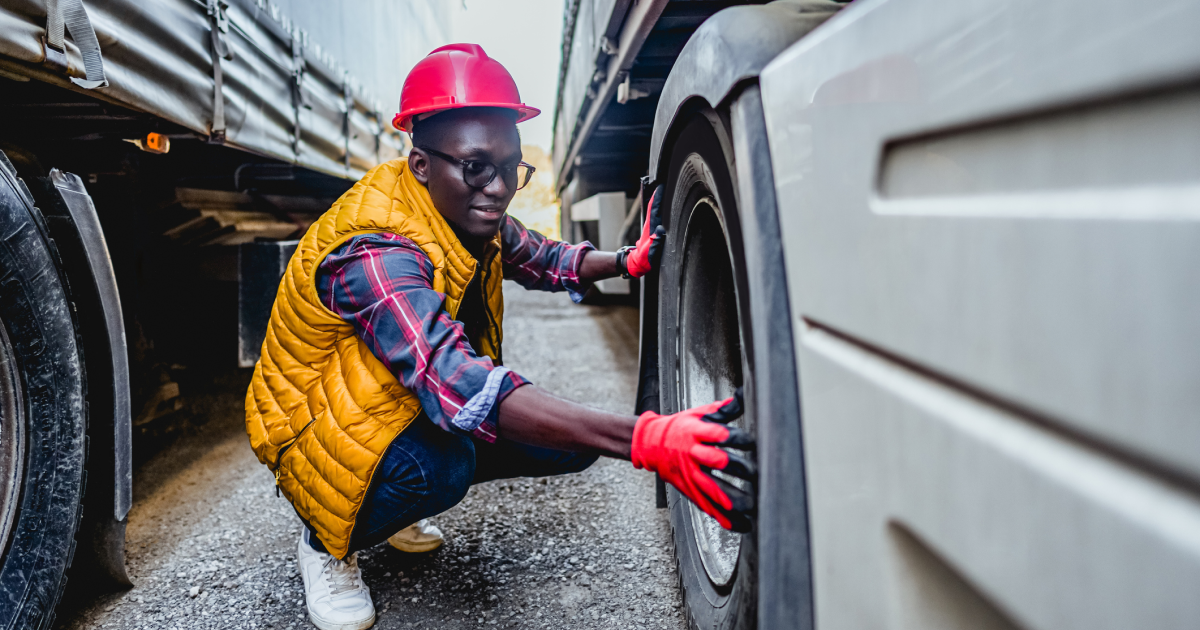 Guide to Fleet DOT Compliance: Best Practices & Solutions