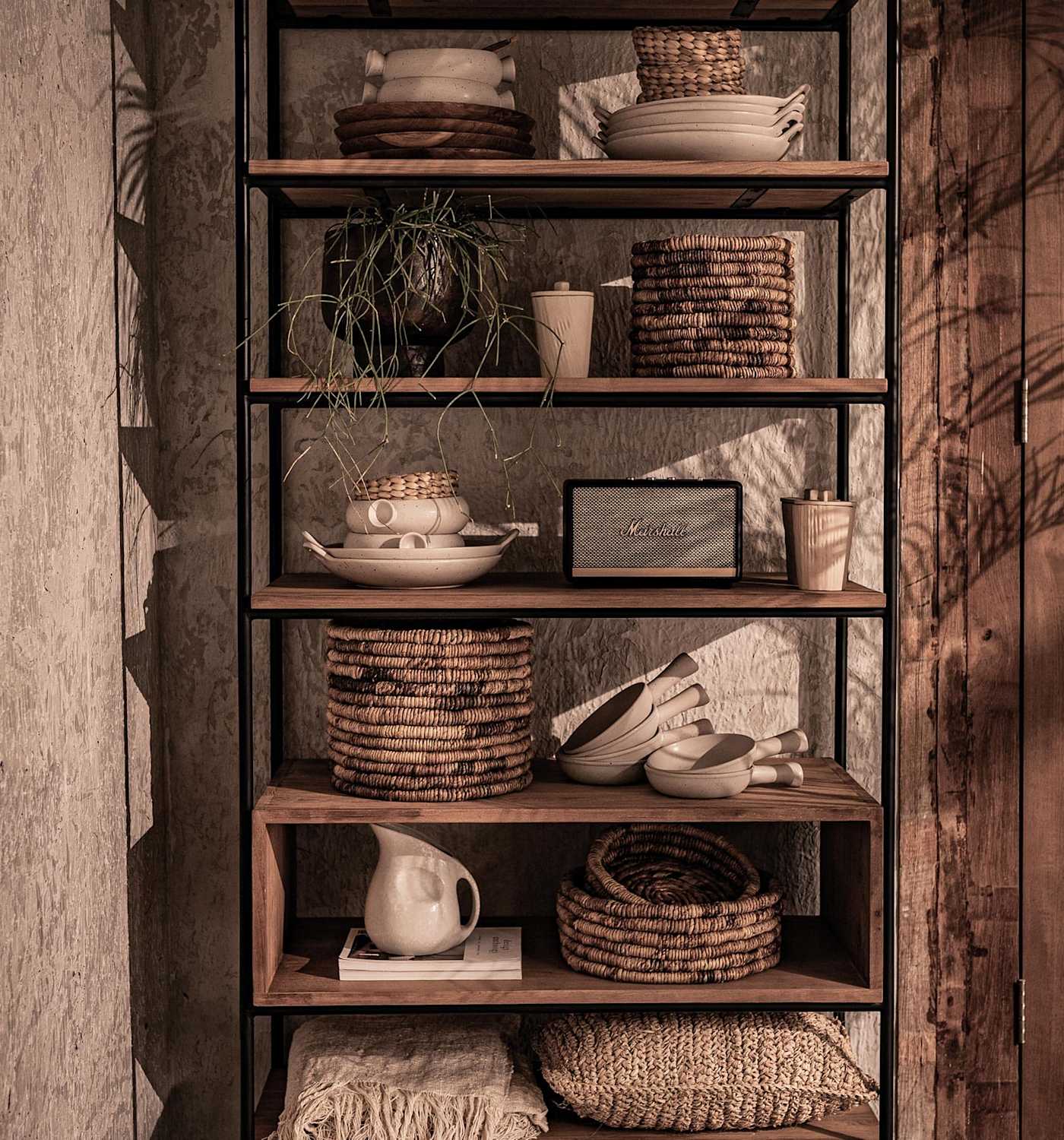 Outline Open Cabinet