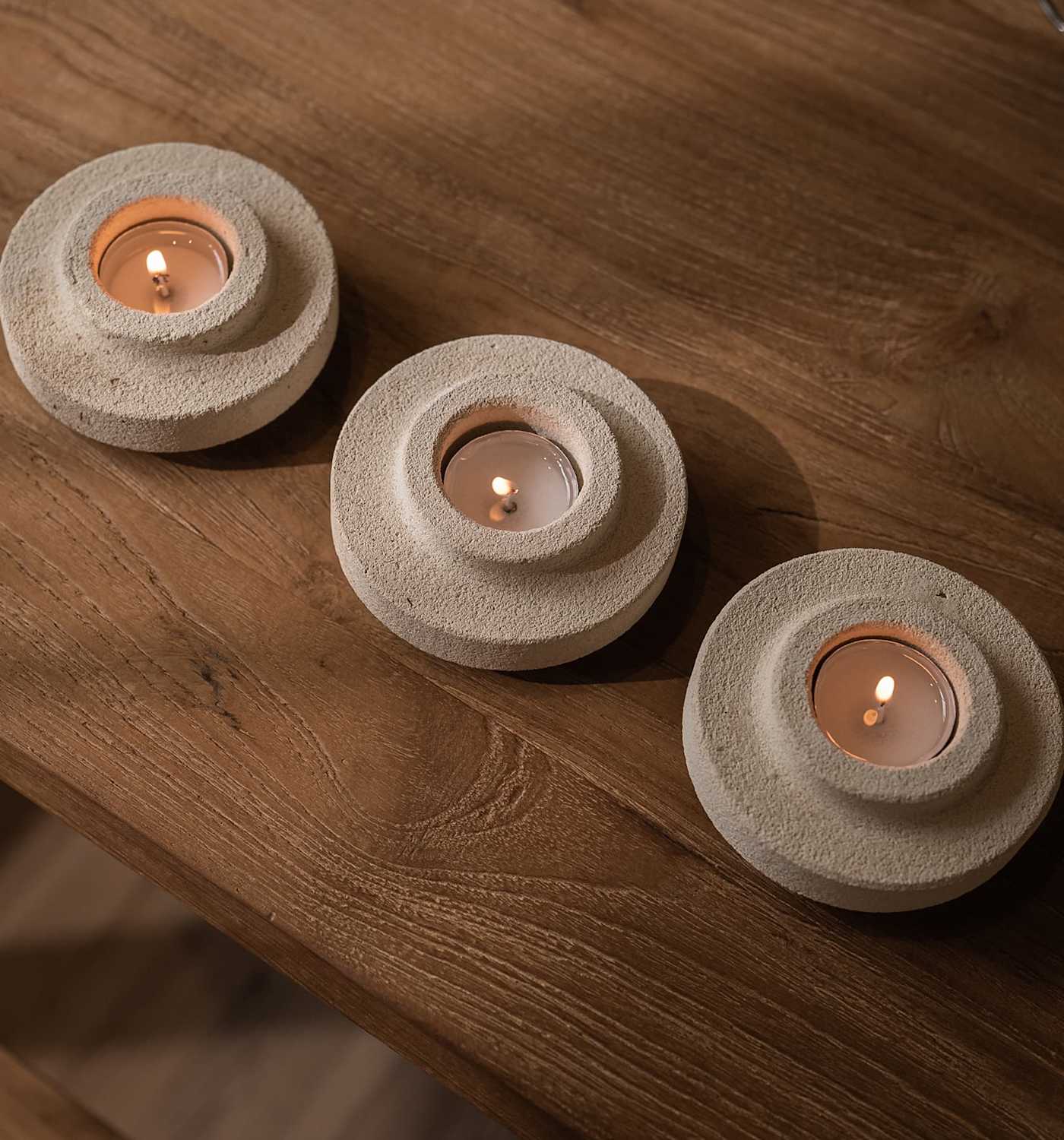 Ring Stone Candle Holder
