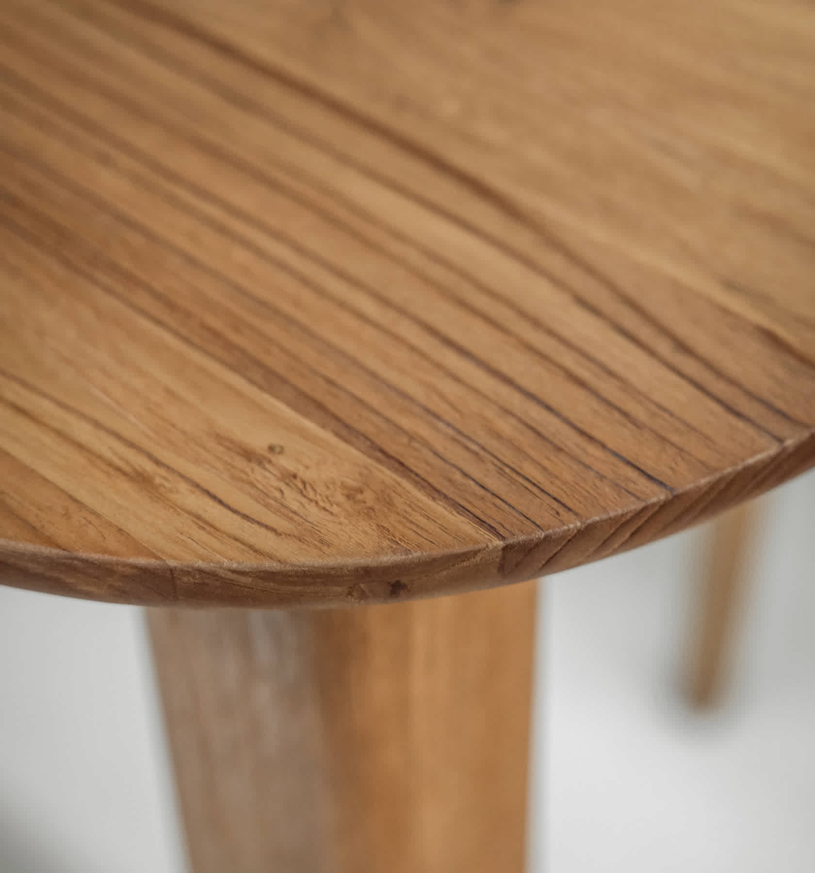 Tess Dining Table
