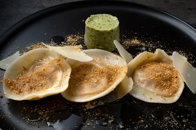 Celebrity Chef Wilo Benet is Bringing Dulce Y Sal To The Table, And We ...