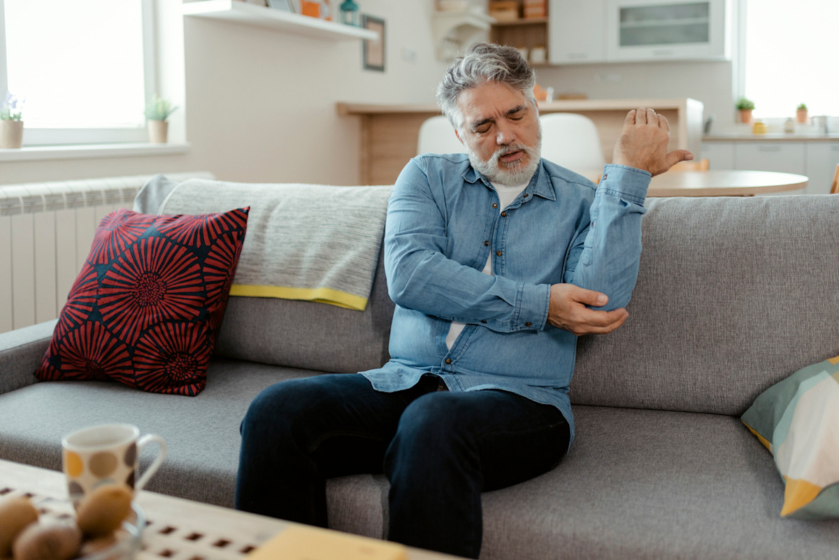 What Is Elbow Arthritis? Signs You Have It and How to Treat It