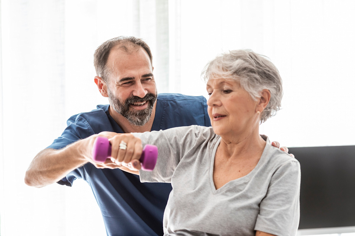 Sarcopenia: Causes, Symptoms, and Treatment