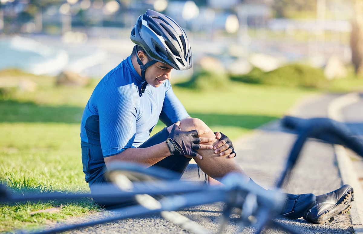 Cycling Knee Pain: Causes, Tips, and Exercises for Relief