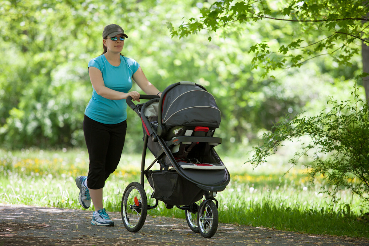 Postpartum Running: A Guide to Running Again After Giving Birth