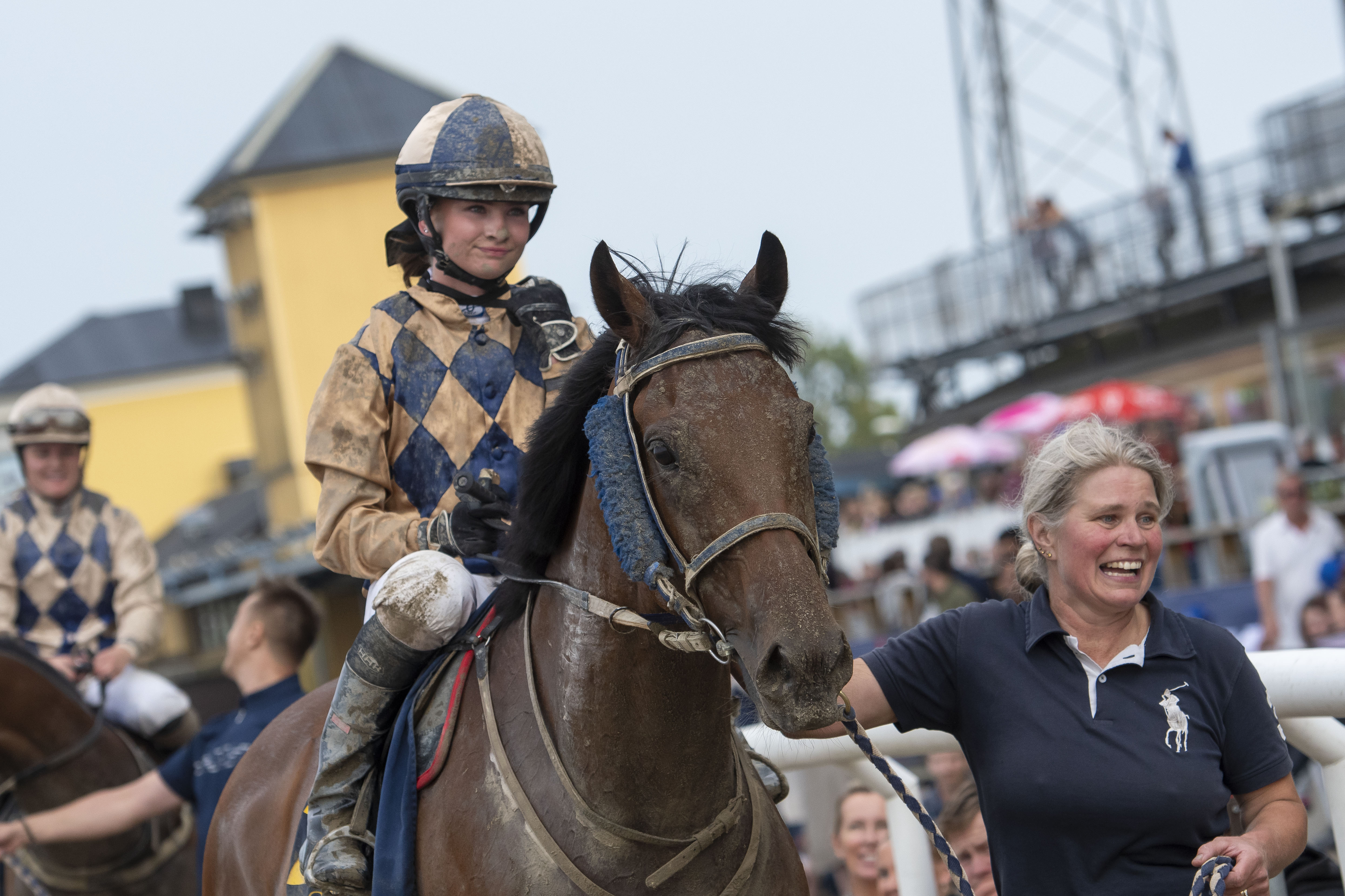 Stallsnack V4®/V5® Jägersro Galopp 25 okt | ATG