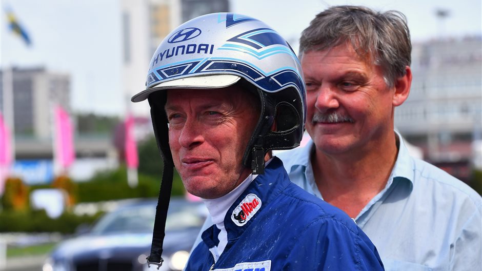 Hamre ovetande om flytten av Ecurie D. | ATG