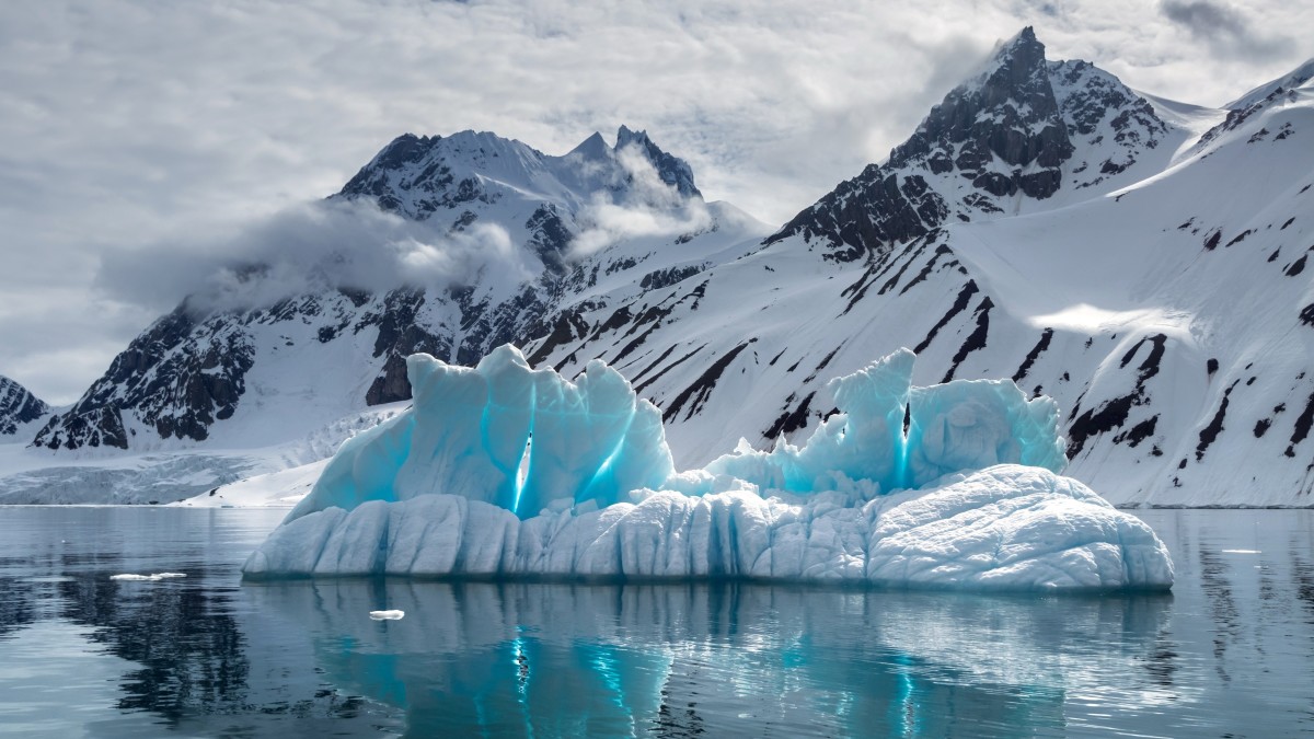 Paikallisen ja kaukokulkeutuneen mineraalipölyn lähteitä arvioitiin ...