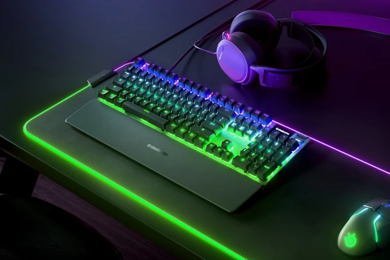Apex 7 (Red Switch) US
