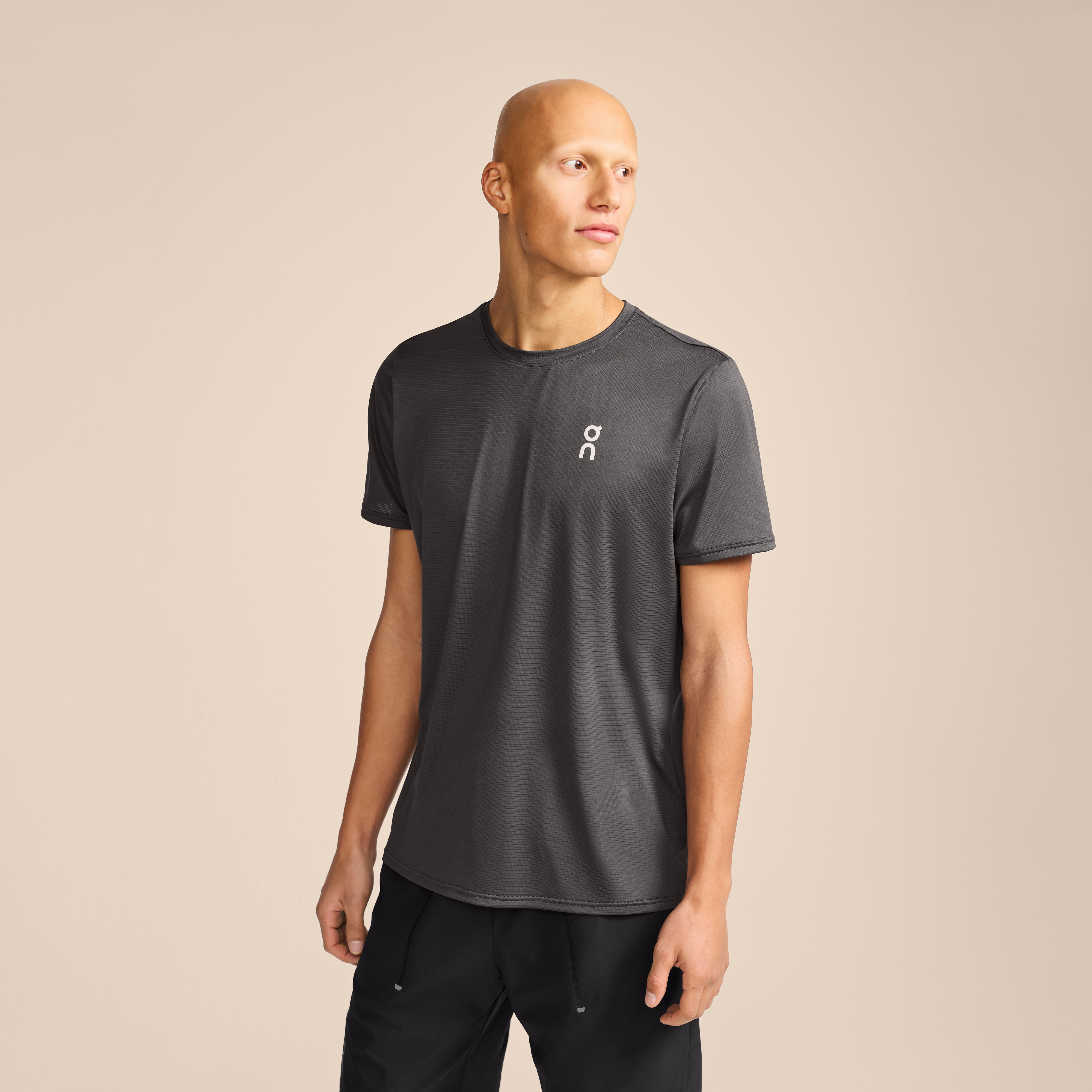 Performance Apparel & Clothing | On United States