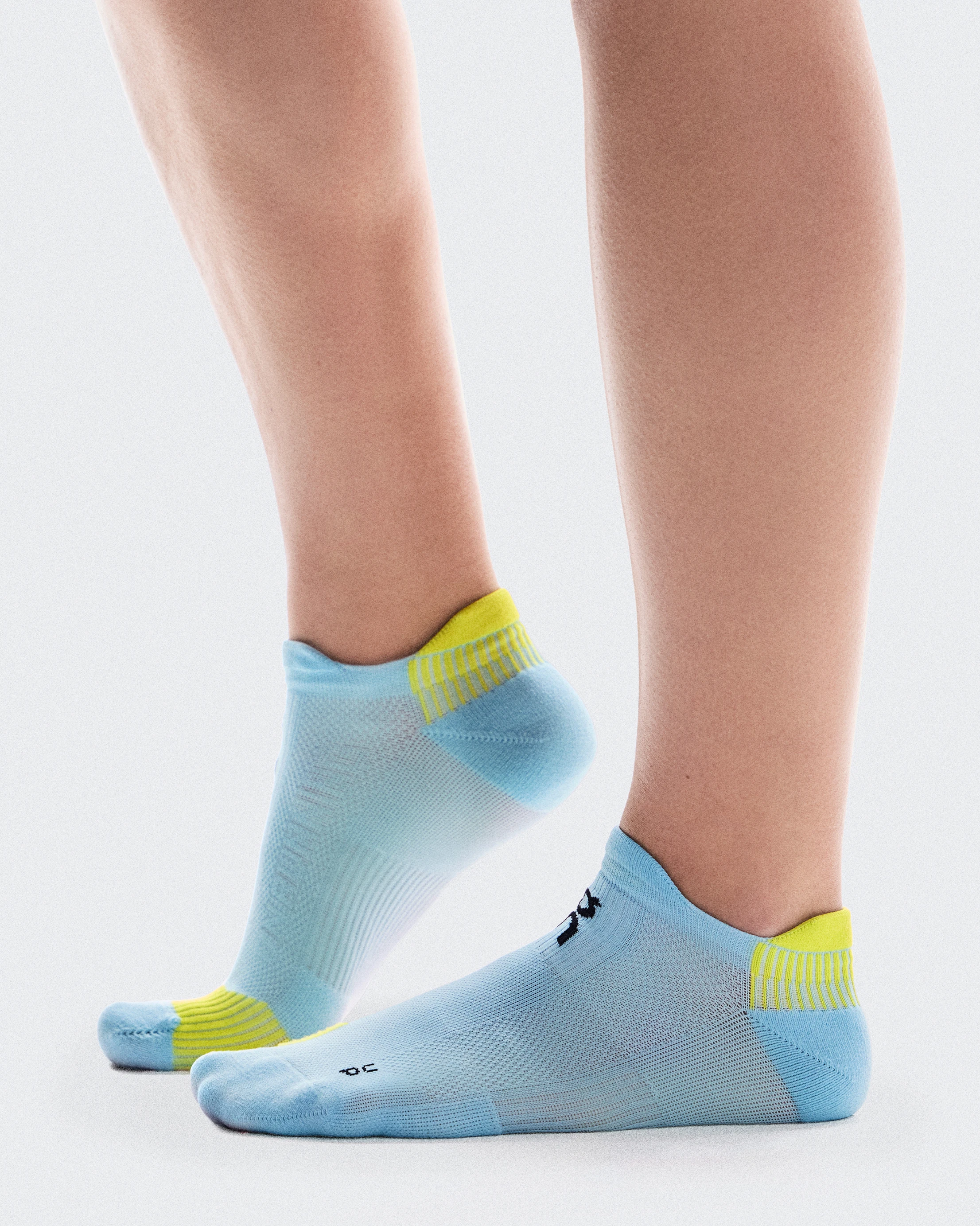 Performance Run Sock Low | 화이트 | On 대한민국